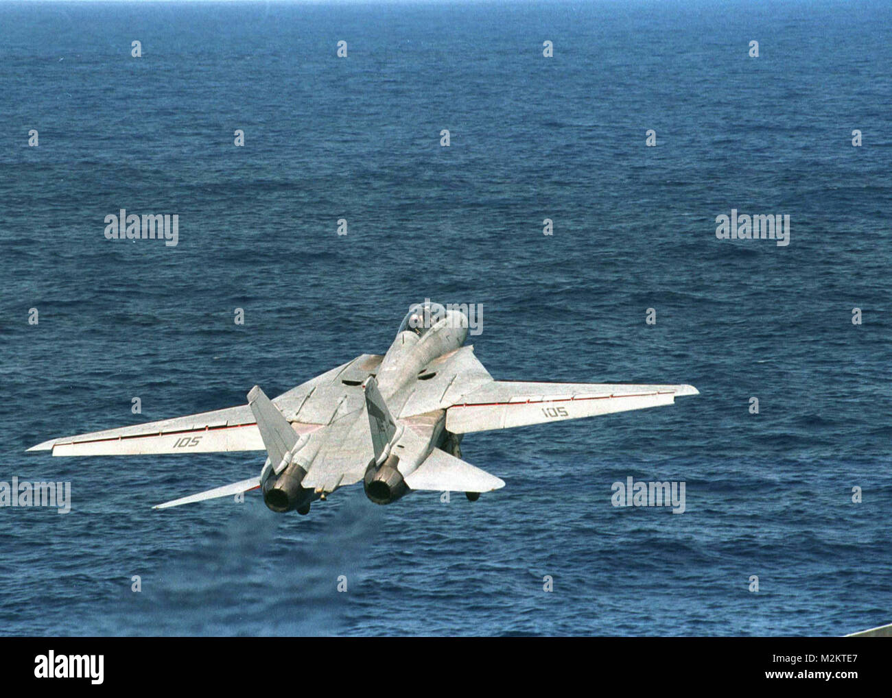 990628-N-2517W-003 ABOARD USS CONSTELLATION (June 28,1999) Ð Fighter ...