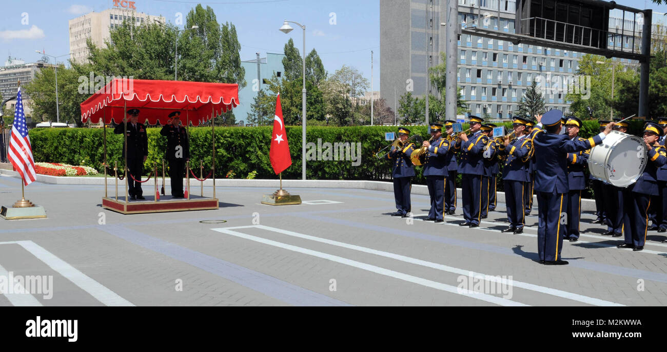 Air Force Chief of Staff Gen. Norton Schwartz and Gen. Hasan Aksay ...