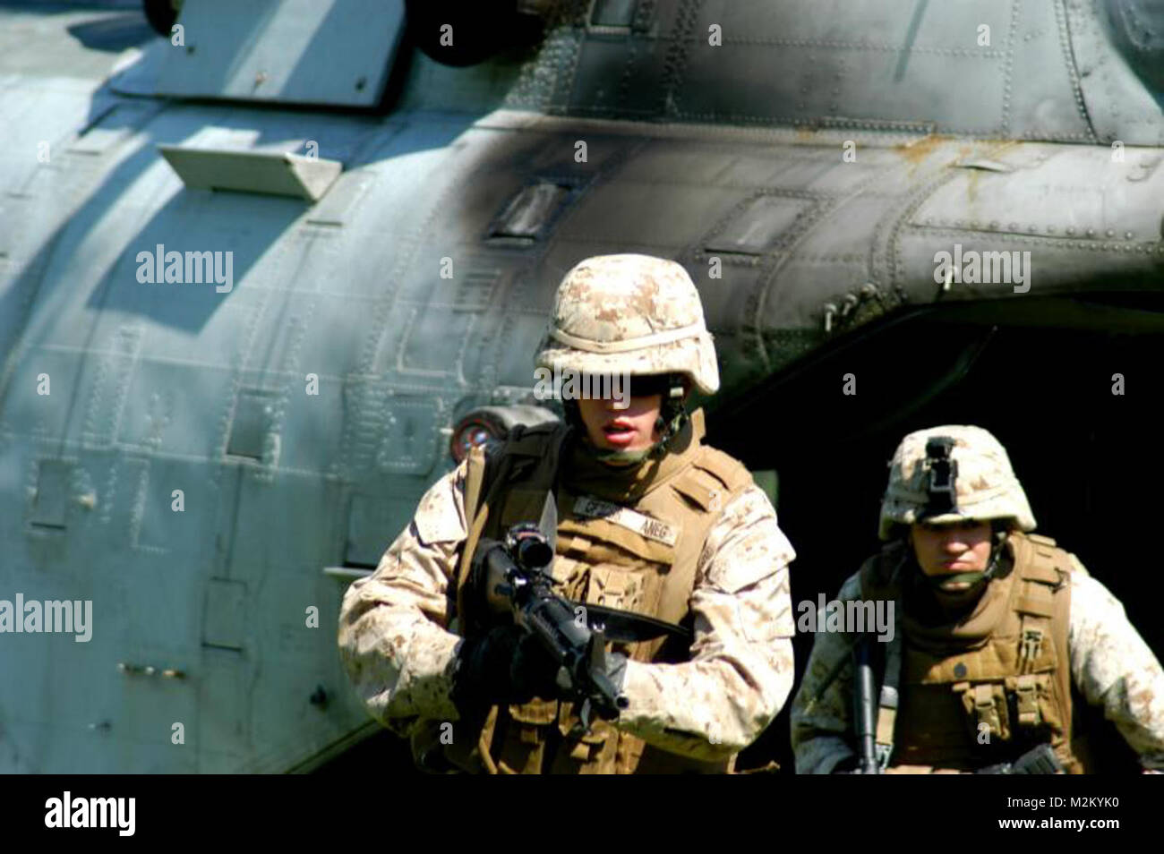 Marines from Special Purpose Marine Ground Task Force New York secure a ...