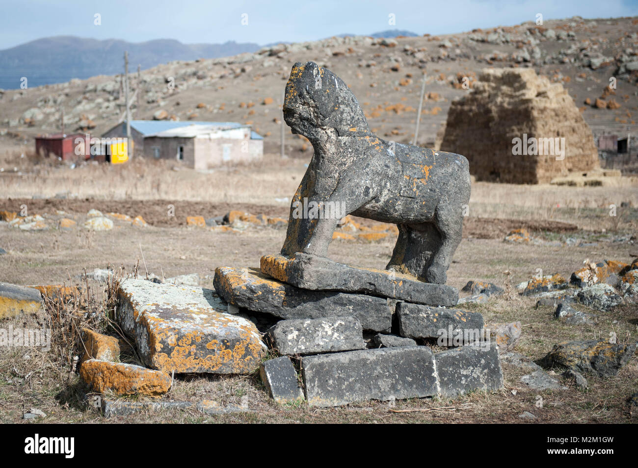 Rya Taza ,meaning "new way" , is a village in the Aragatsotn Province ...