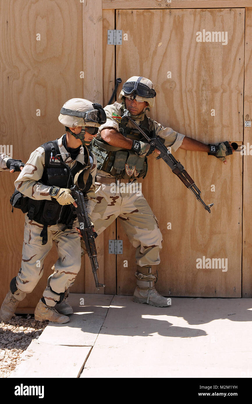 Techniques for future air assault by 1st Armored Division and Fort ...