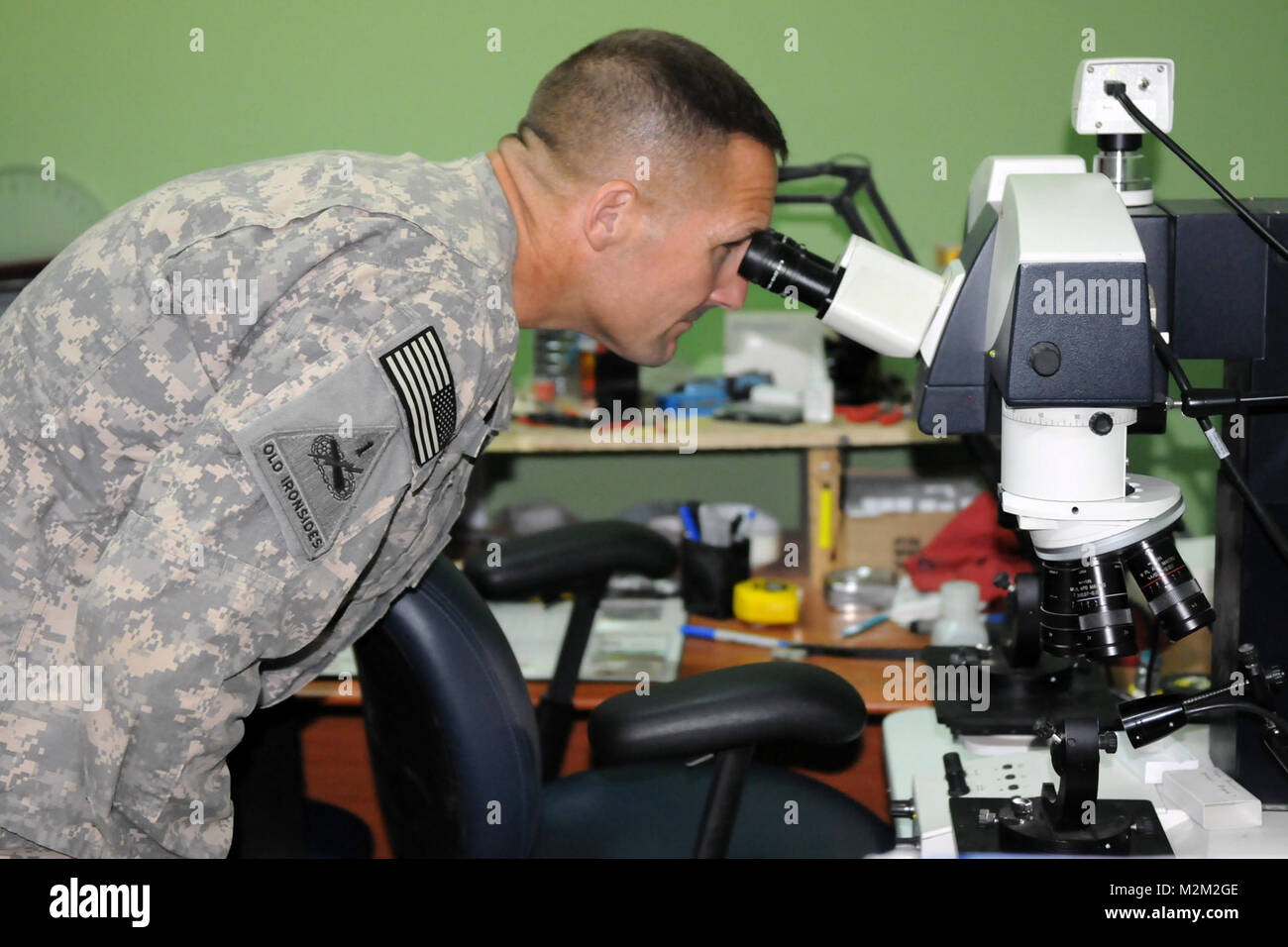 Microscope by 1st Armored Division and Fort Bliss Stock Photo - Alamy