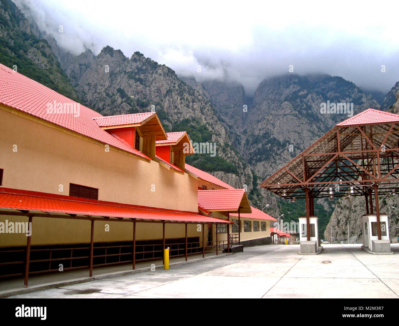Kazbegi border crossing station by EUCOM Stock Photo - Alamy