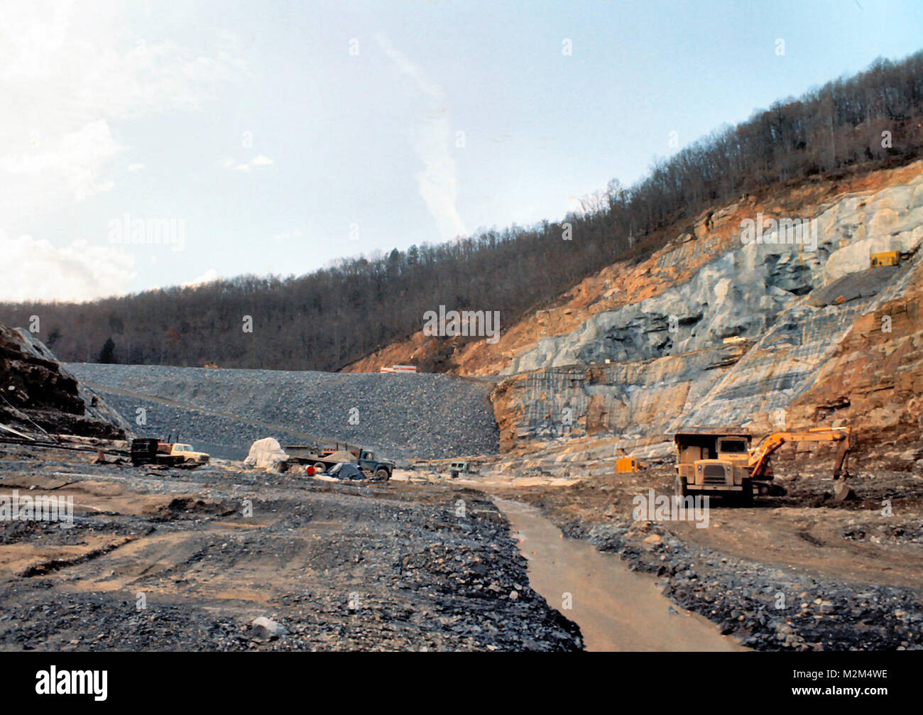 At maximum dam height hi-res stock photography and images - Alamy