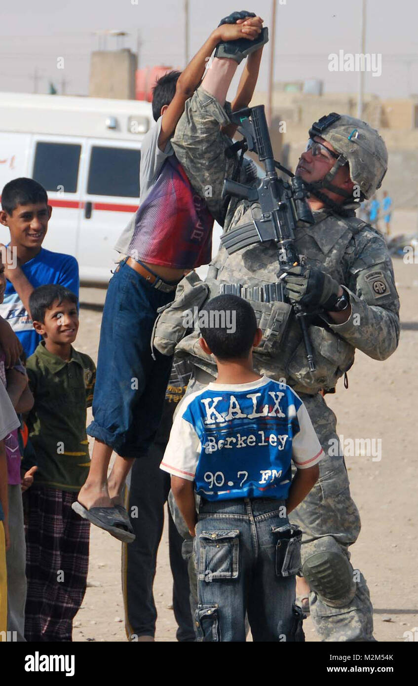Army Strong by United States Forces - Iraq (Inactive Stock Photo - Alamy