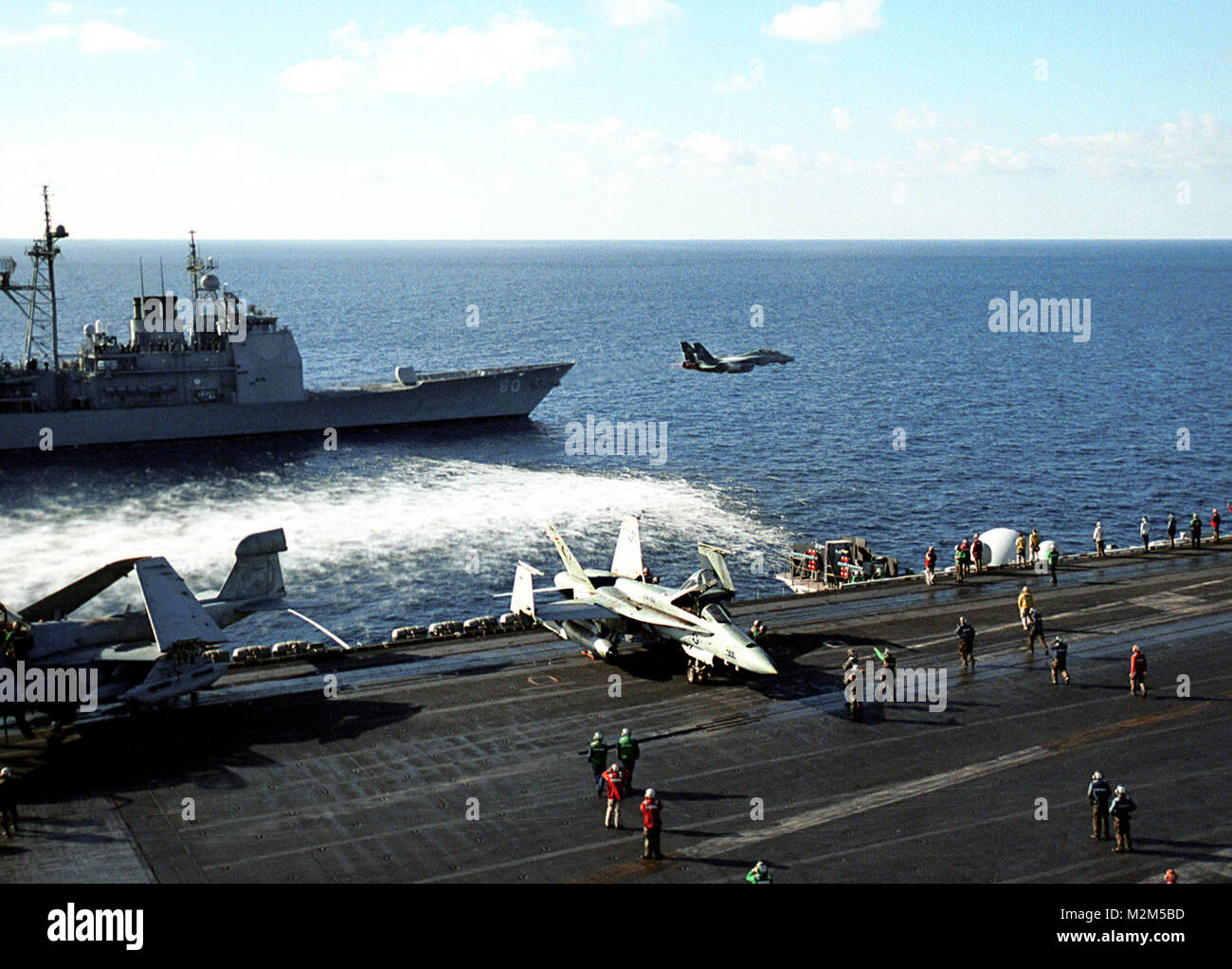 F 14 tomcat missile hi-res stock photography and images - Alamy