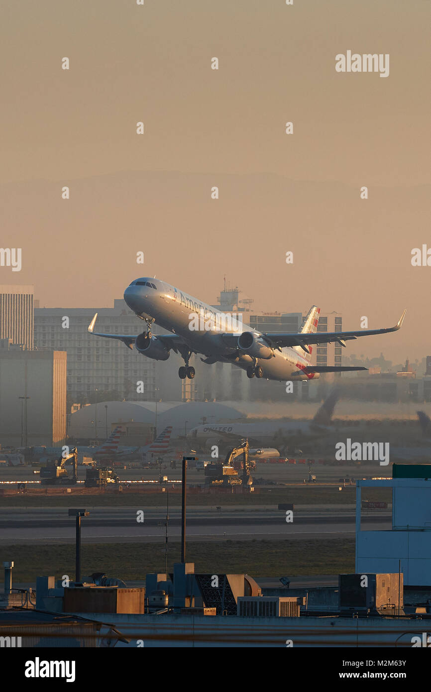 American Airlines Airbus A321 Taking Off From Runway 25 Left At Los ...
