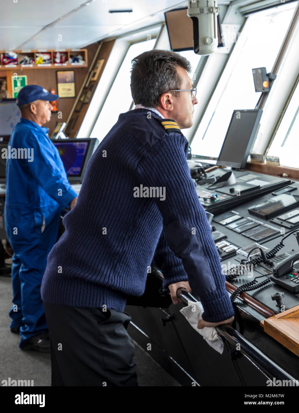Ship bridge instruments hi-res stock photography and images - Alamy
