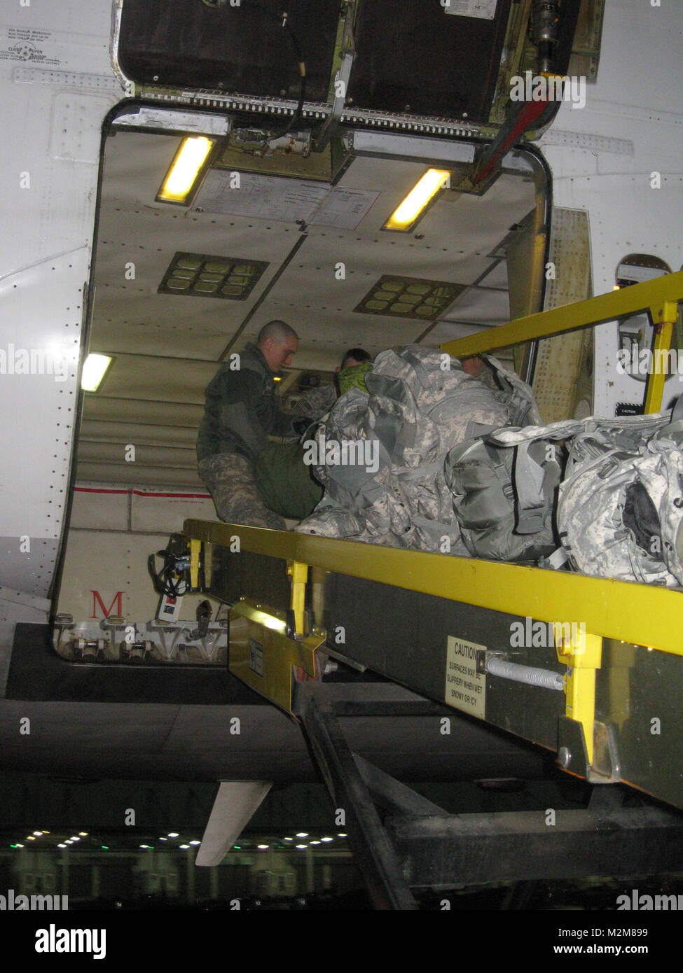 Baggage load up by 1st Armored Division and Fort Bliss Stock Photo - Alamy