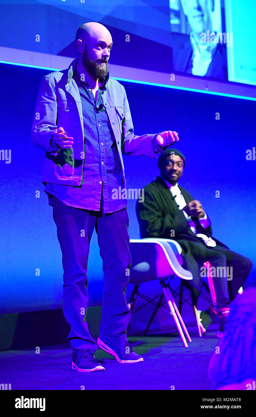 Musician will.i.am (right) and futurist Brian David Johnson take part ...