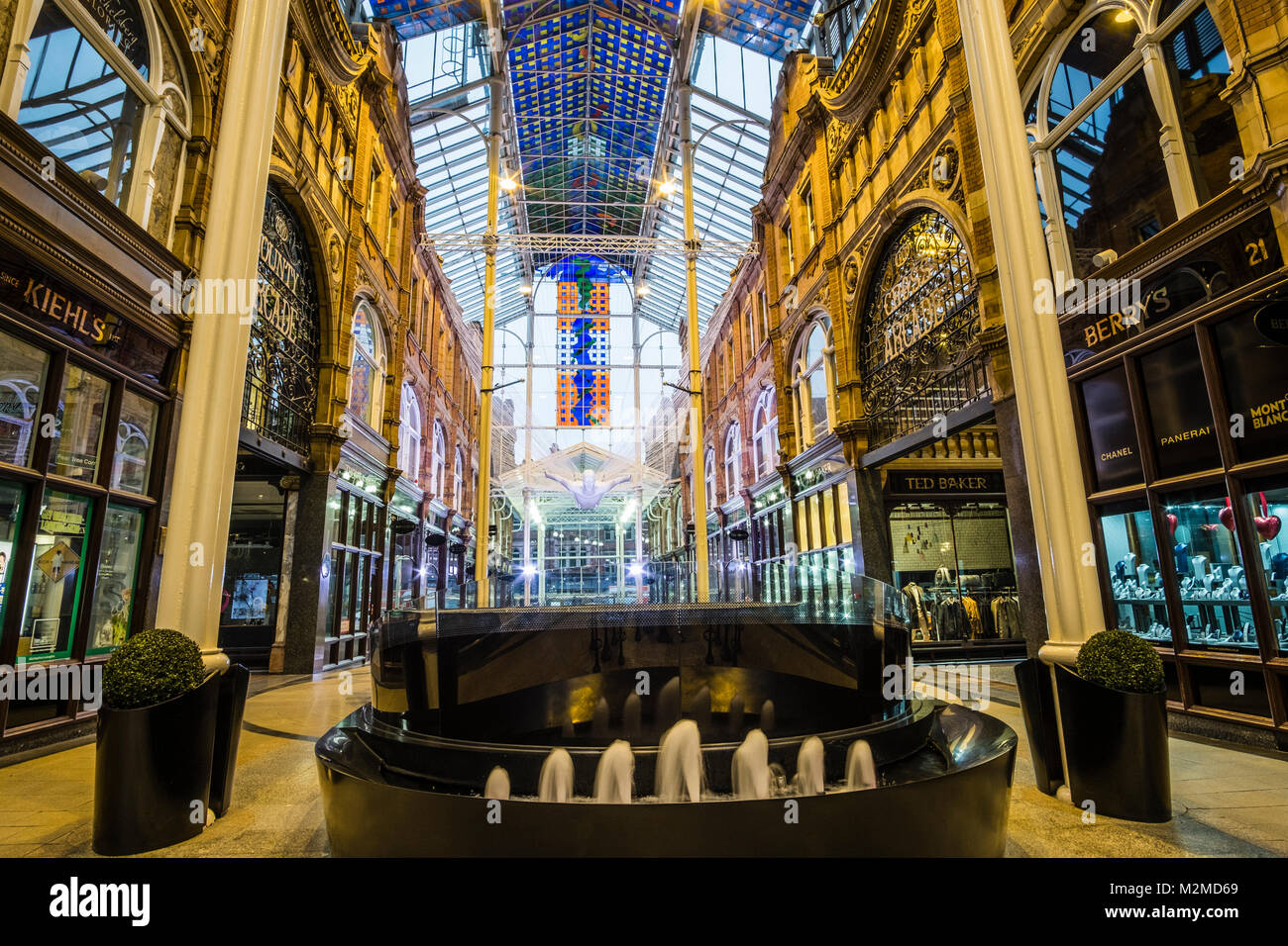 Inside The Victoria Quarter Shopping Centre, Leeds Stock Photo - Alamy