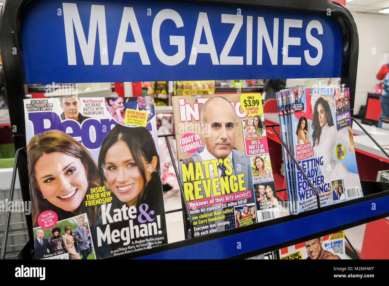Magazine Stand Featuring Magazine Cover (Covers), USA Stock Photo - Alamy