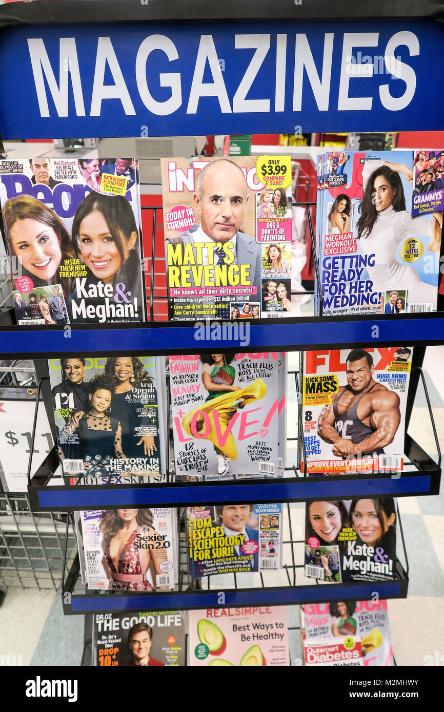 Magazine Stand Featuring Magazine Cover (Covers), USA Stock Photo - Alamy