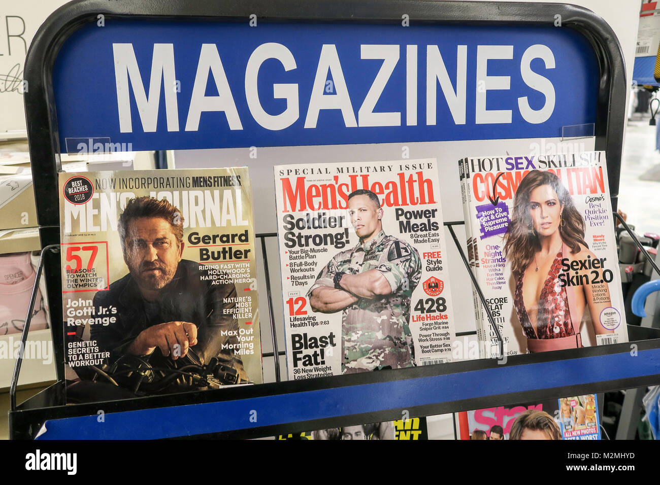 Magazine Stand Featuring Magazine Cover (Covers), USA Stock Photo - Alamy