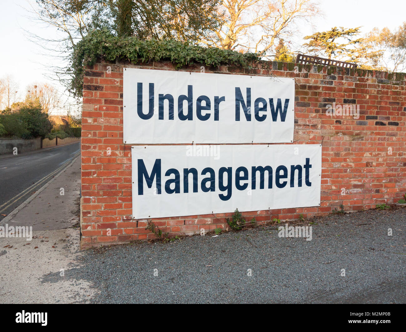 Under new management sign hi-res stock photography and images - Alamy