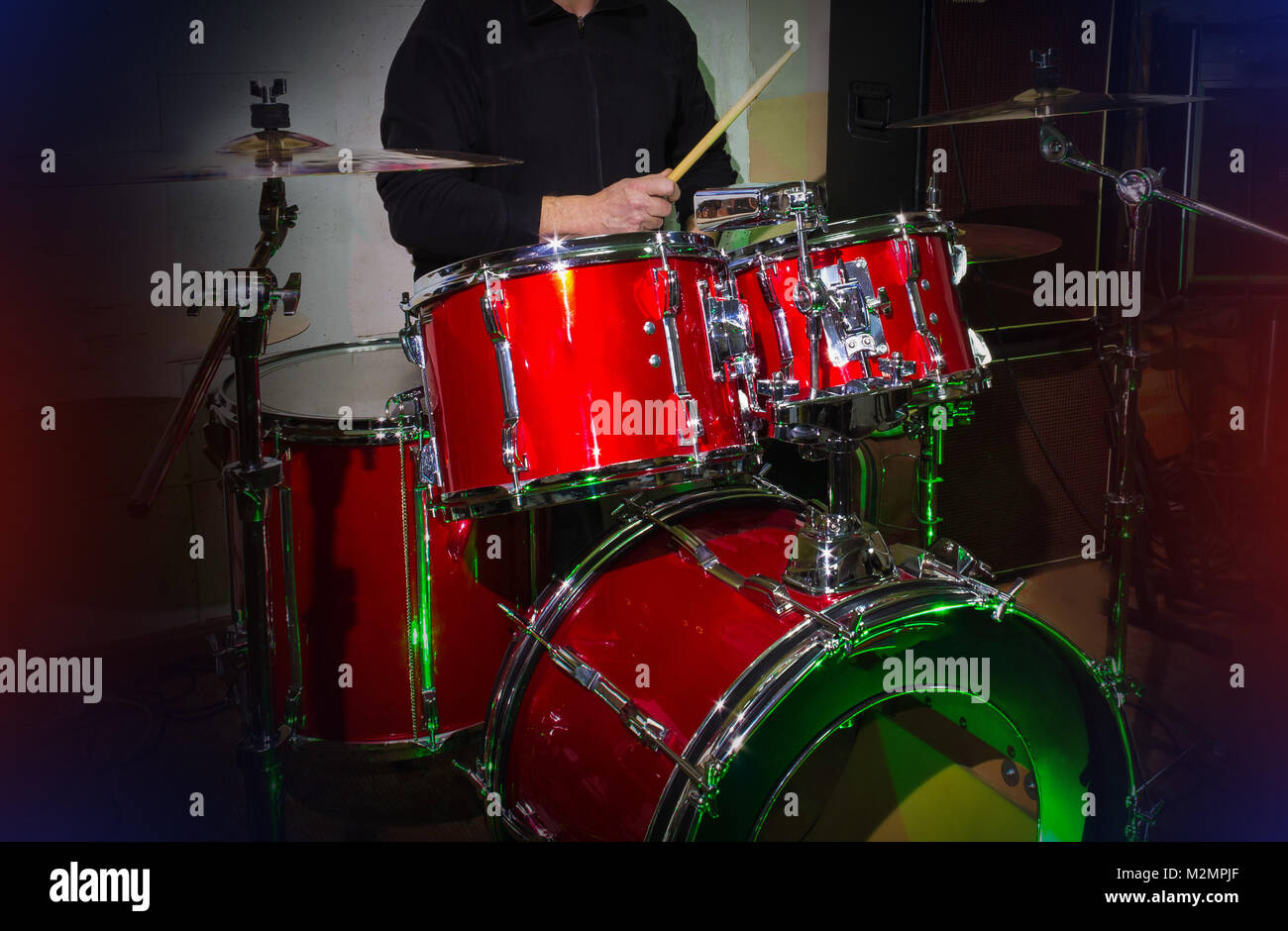 Drum Kit On The Stage Stock Photos & Drum Kit On The Stage Stock Images ...