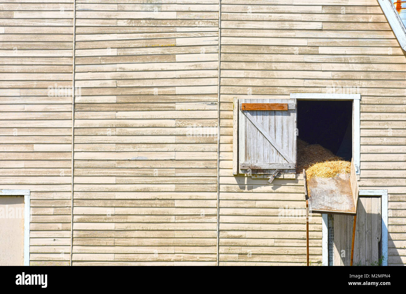 Barn hay loft hi-res stock photography and images - Alamy