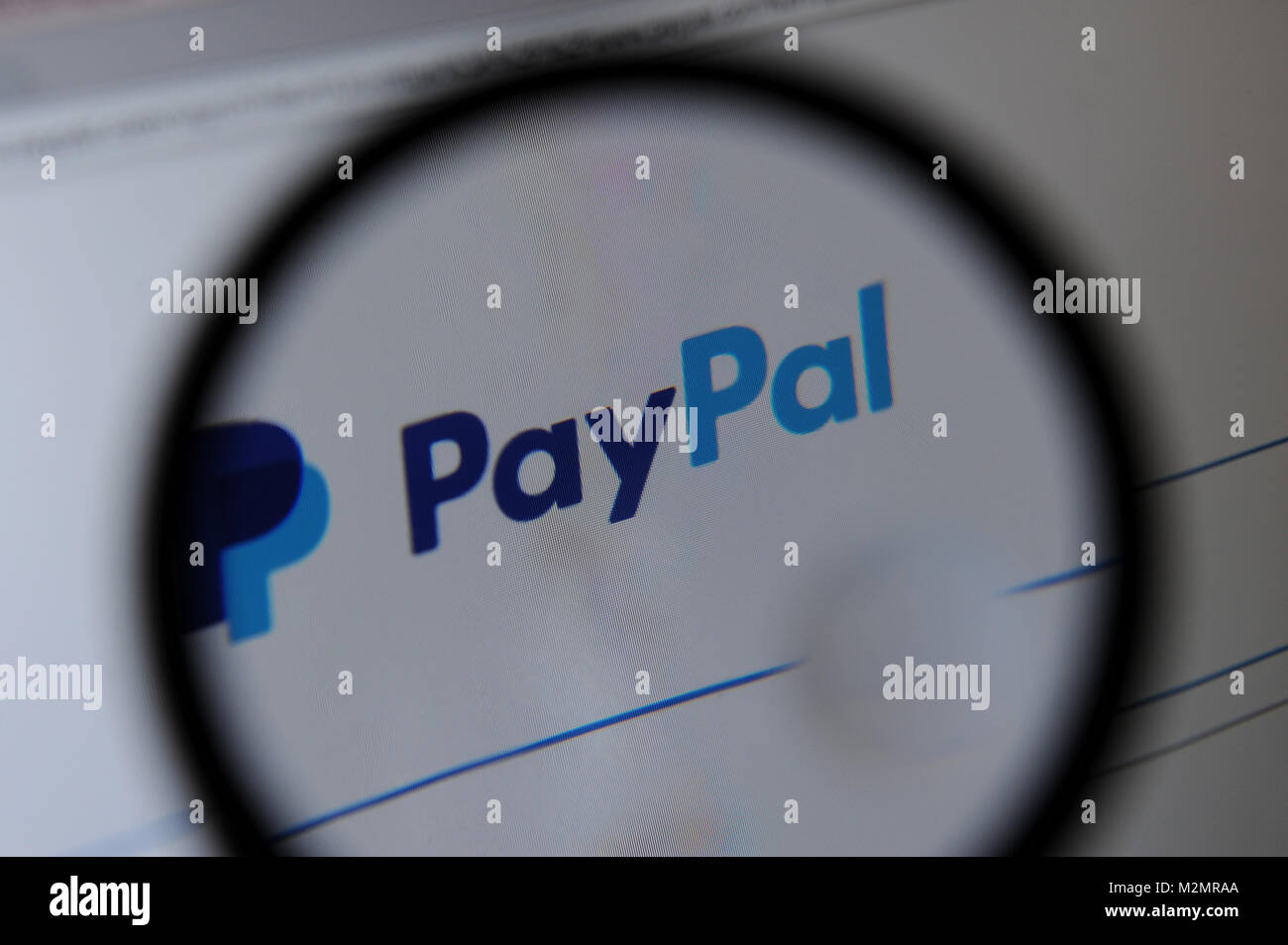 Paypal payment system hi-res stock photography and images - Alamy