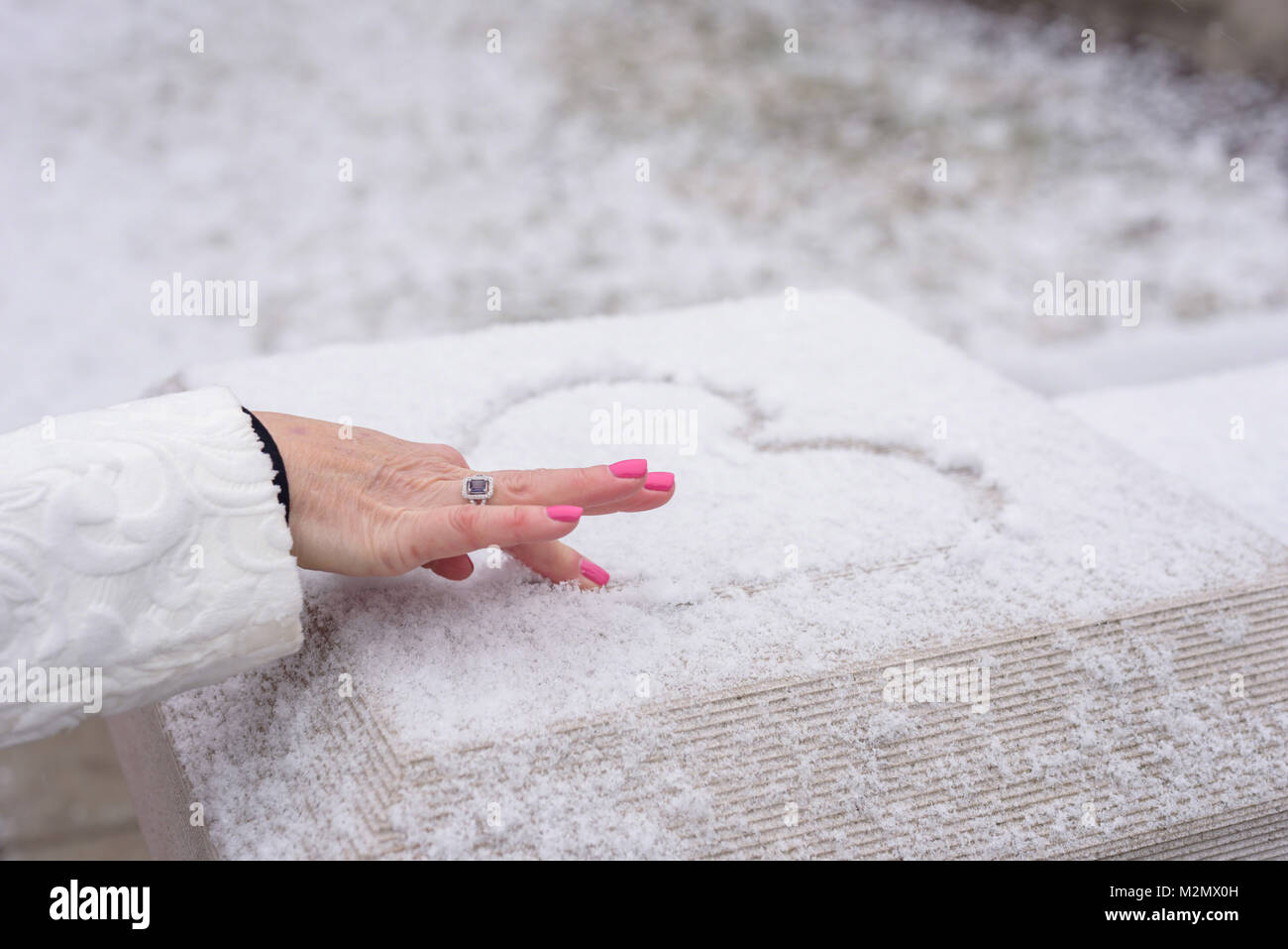Close up hand drawing urban hi-res stock photography and images - Alamy