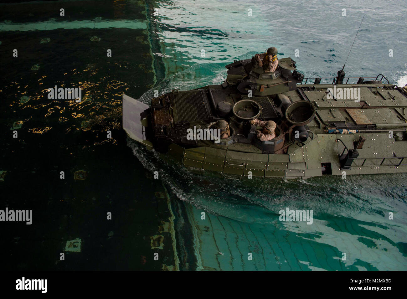 Amphibious assault vehicle aav hi-res stock photography and images - Alamy