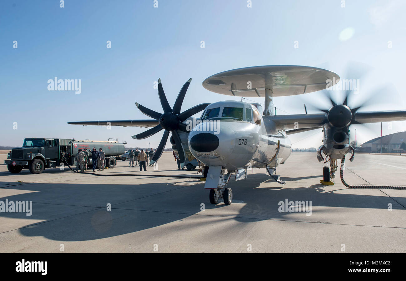 Hot pit refueling hi-res stock photography and images - Alamy
