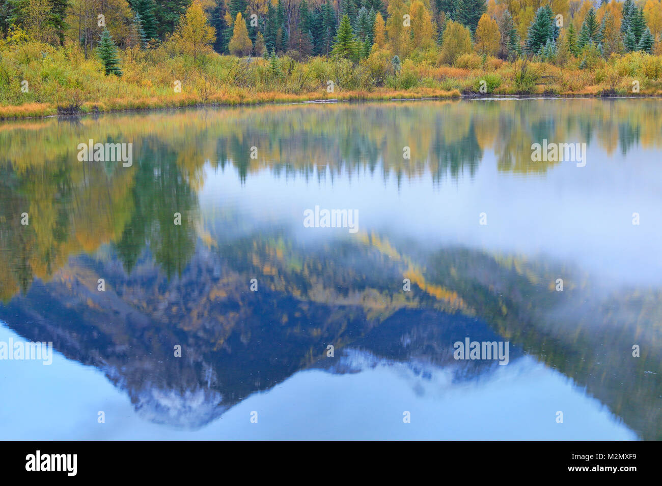 Marble lake lodge hi-res stock photography and images - Alamy