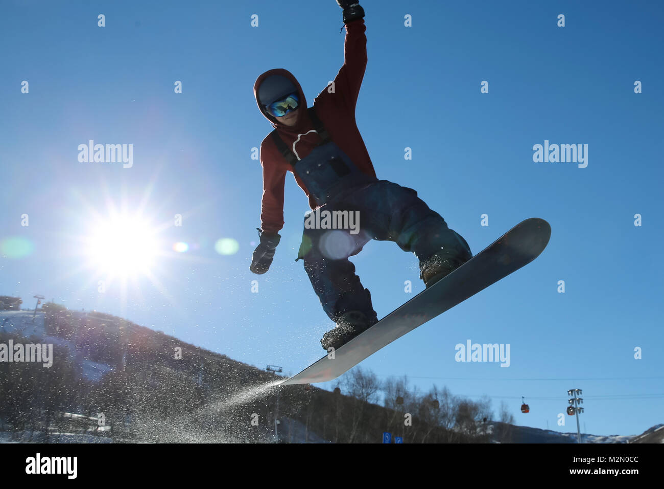 The young outdoor skiing Stock Photo - Alamy