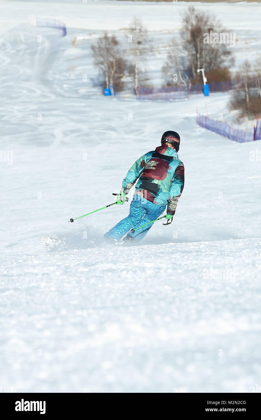 Young men outdoor skiing Stock Photo - Alamy