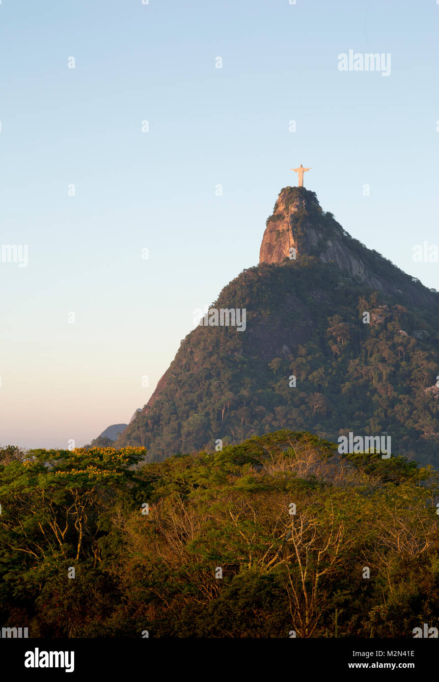 Christ the Redeemer (Cristo Redentor) statue on Corcovado mountain in ...