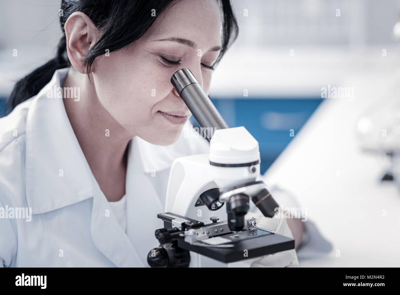 Lady analysis hi-res stock photography and images - Alamy