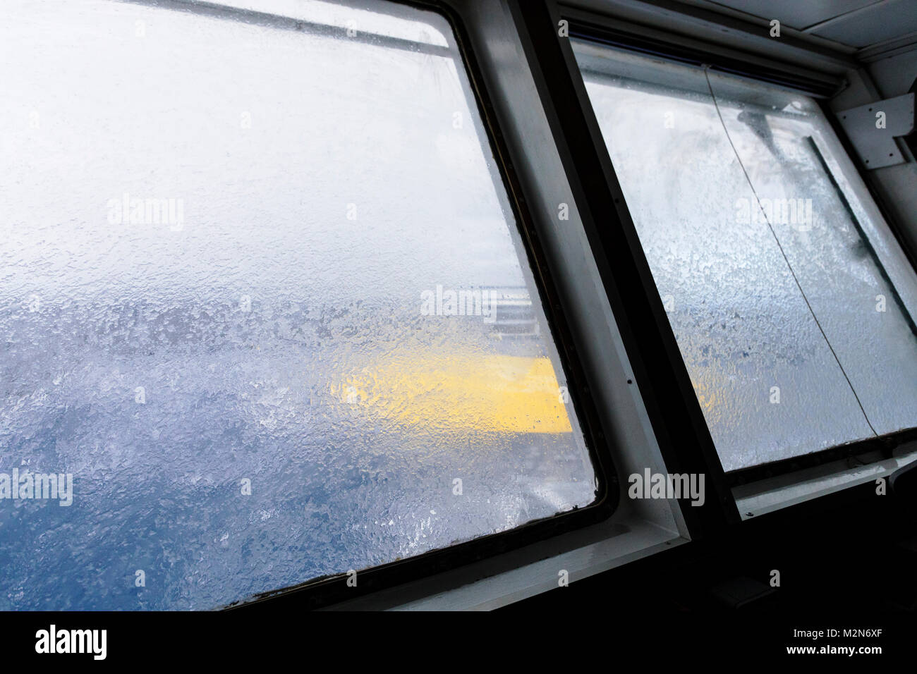 Big window ship hi-res stock photography and images - Alamy