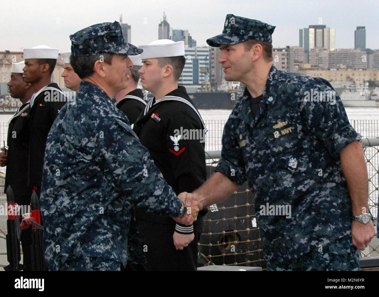 6th Fleet Commander meets commanding officer of USS Ramage by EUCOM ...
