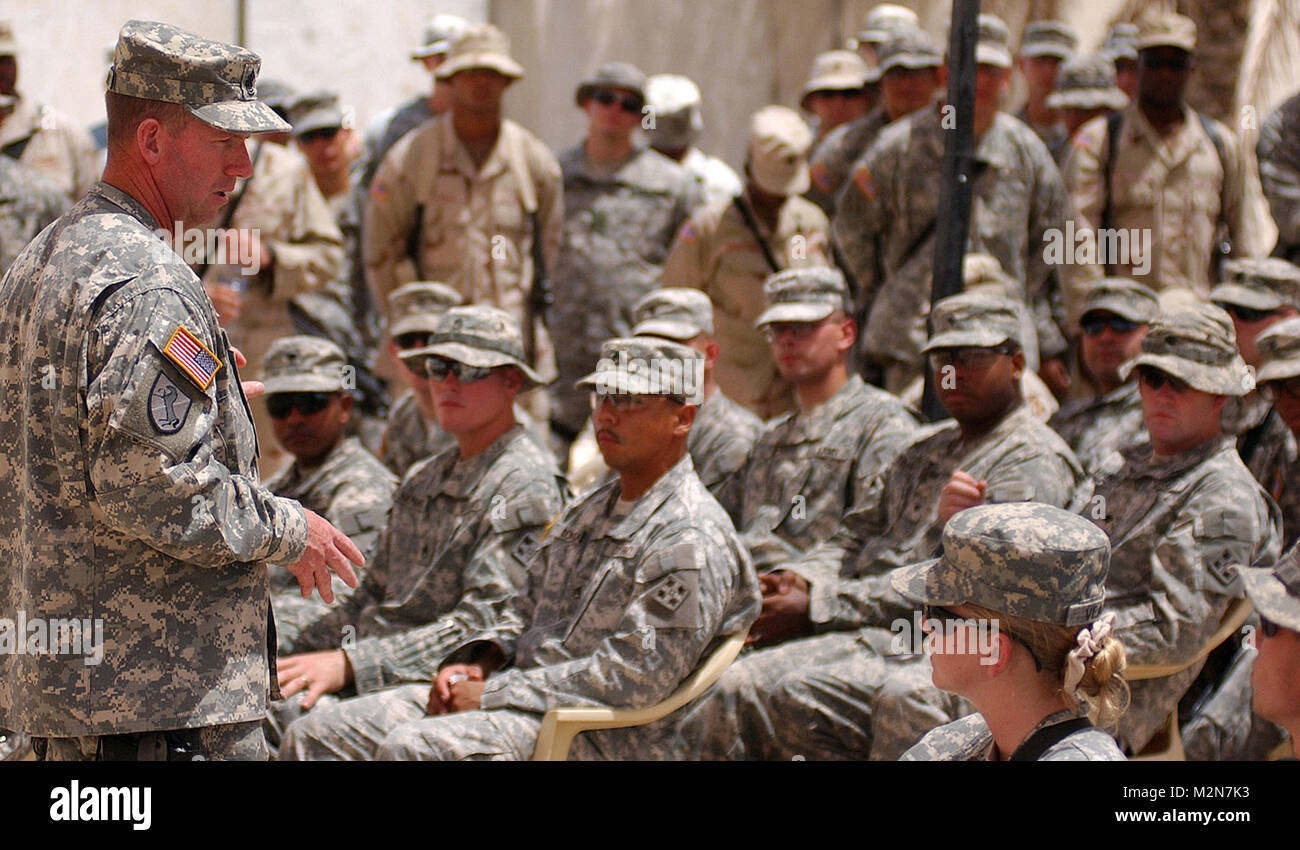 Enlisted chat by United States Forces - Iraq (Inactive Stock Photo - Alamy