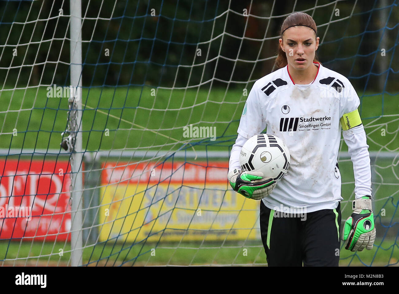 Simone Holder High Resolution Stock Photography and Images - Alamy