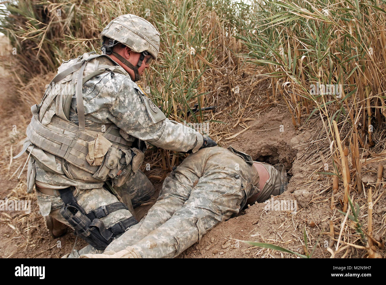 War tunnel iraq hi-res stock photography and images - Alamy