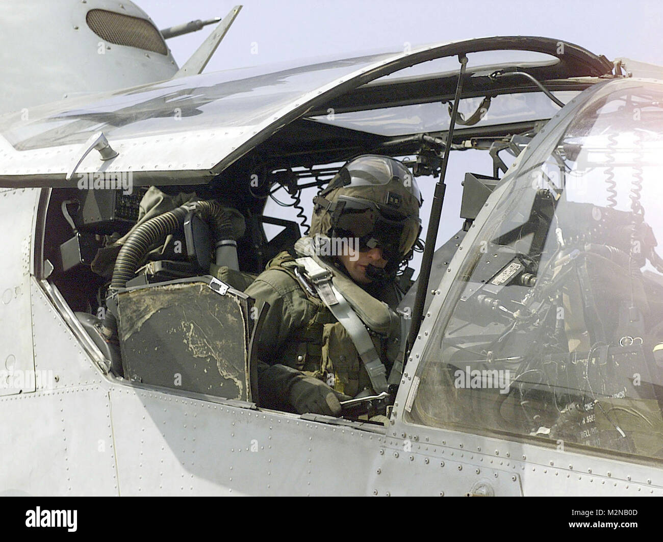 Helicopter pilots with marine light attack helicopter squadron 267 hi ...