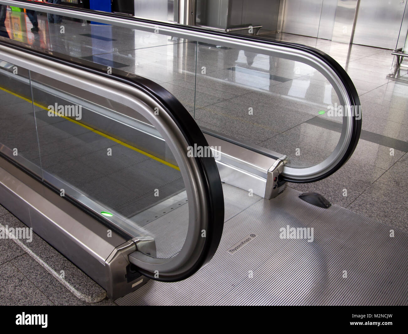 Escalator handrail hi-res stock photography and images - Alamy