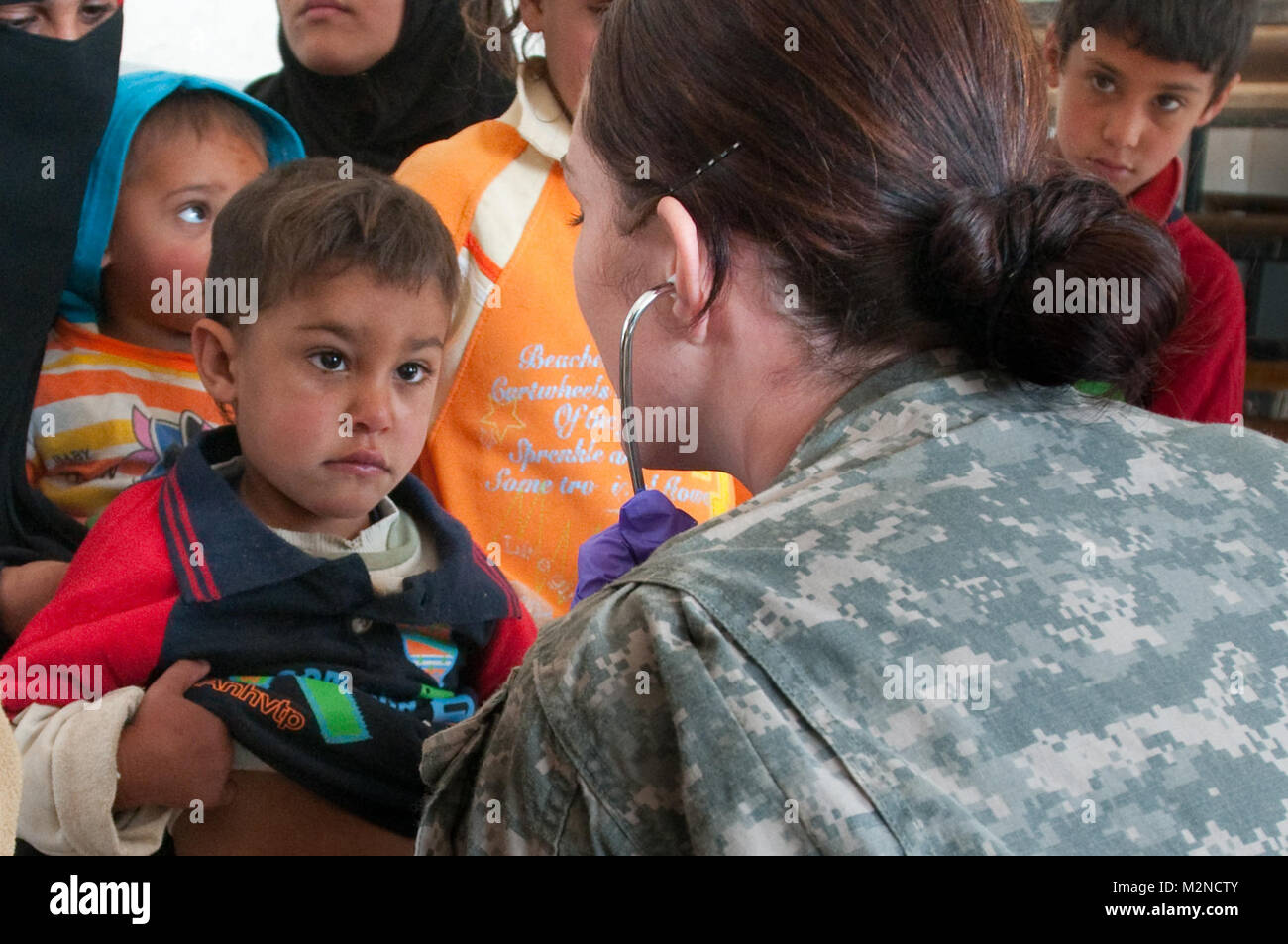 U.s. army doctor iraq hi-res stock photography and images - Alamy