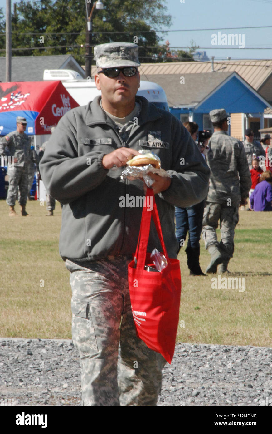 NEW ORLEANS- The Louisiana National Guard hosts family and friends at a ...