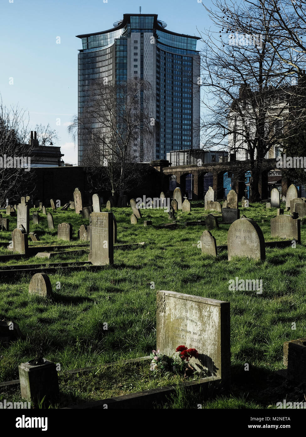 Empress State Building Stock Photo - Alamy