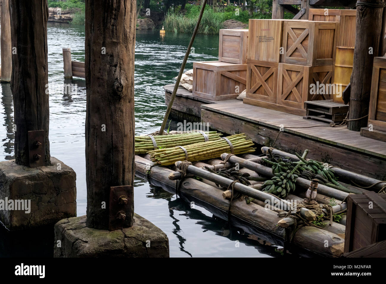 Stacked wooden crates hi-res stock photography and images - Alamy