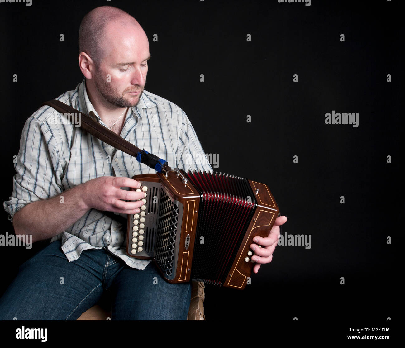 Derek Hickey Accordion player Stock Photo - Alamy