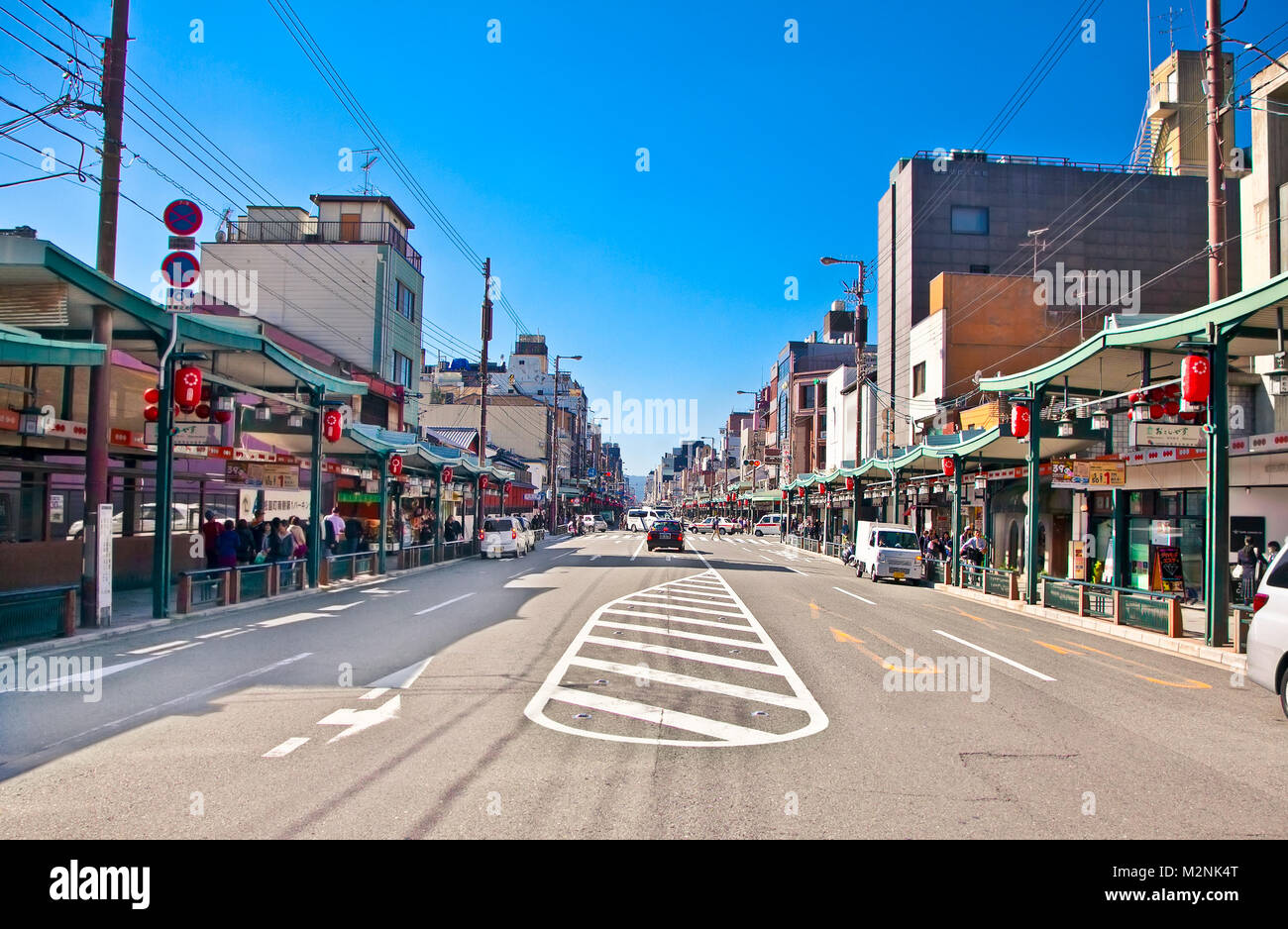 Shijo street hi-res stock photography and images - Alamy