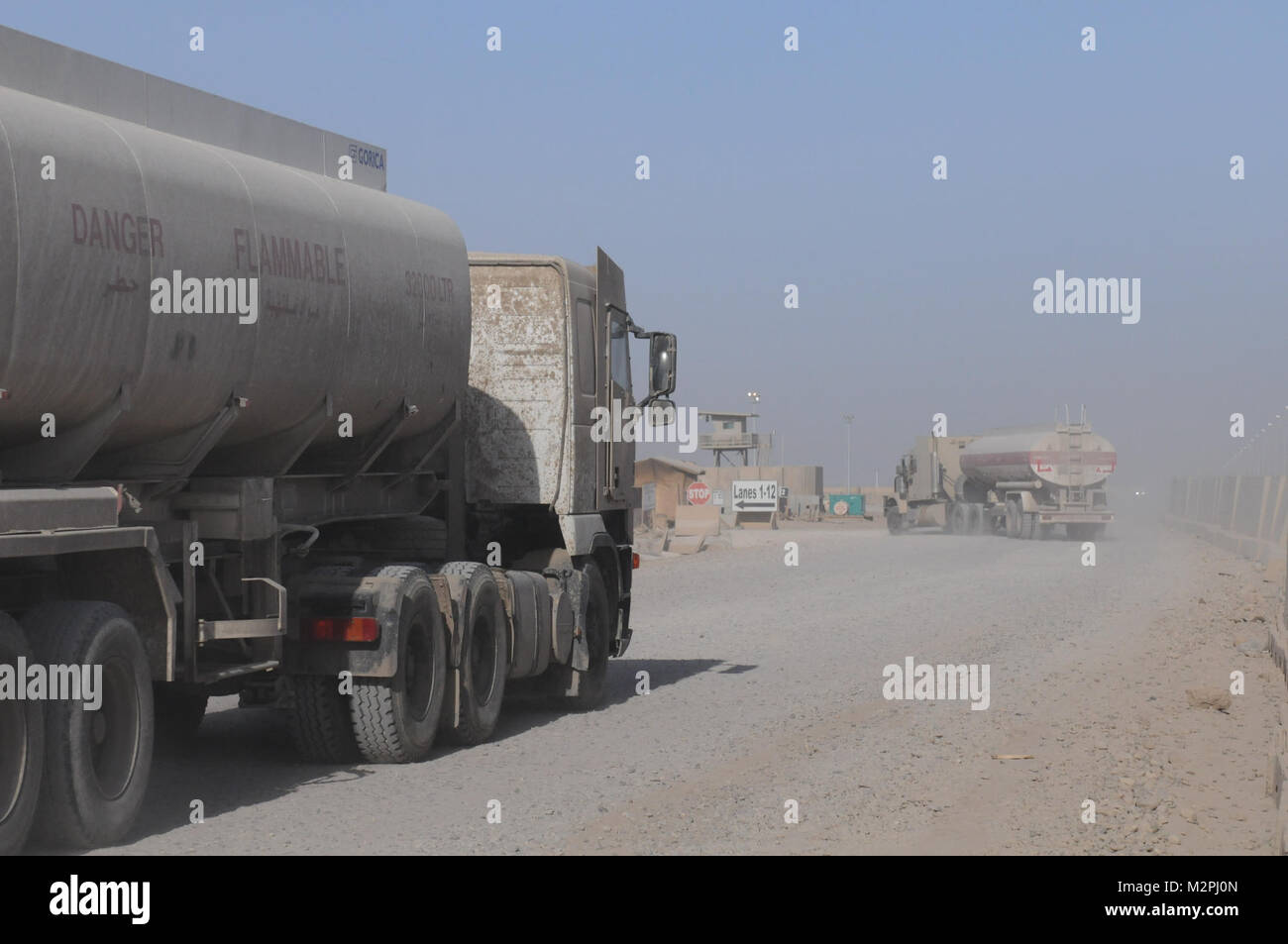 Convoy support center adder hi-res stock photography and images - Alamy