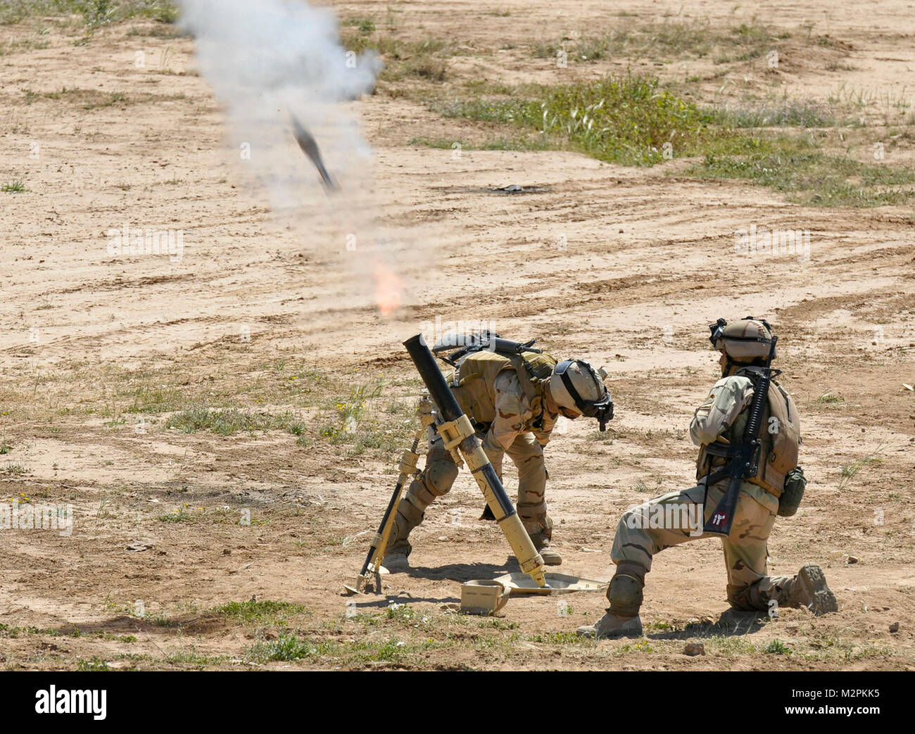 Mortar away. FORWARD OPERATING BASE NORMANDY, Iraq – An Iraqi Army ...