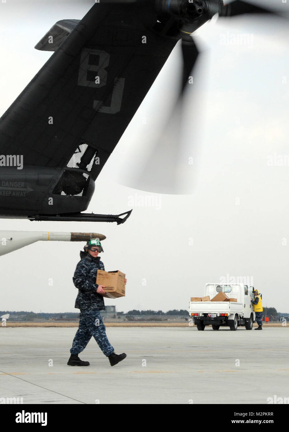 NAVAL AIR FACILITY MISAWA, Japan (March 30, 2011) Aviation Maintenance ...