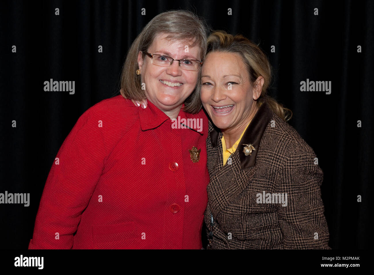 Photo with Holly Petraeus 005 by Oklahoma National Guard Stock Photo ...
