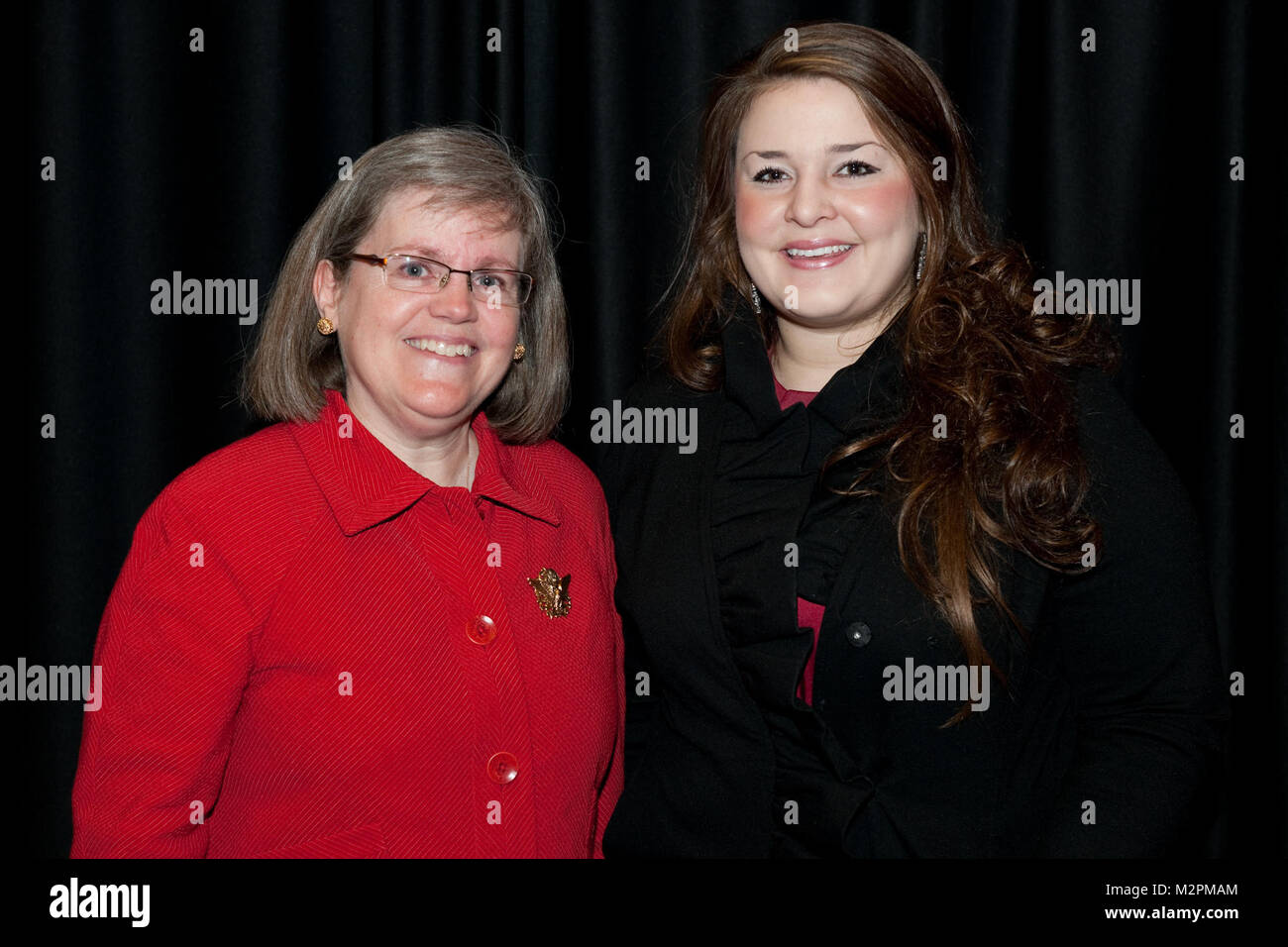 Photo with Holly Petraeus 006 by Oklahoma National Guard Stock Photo ...