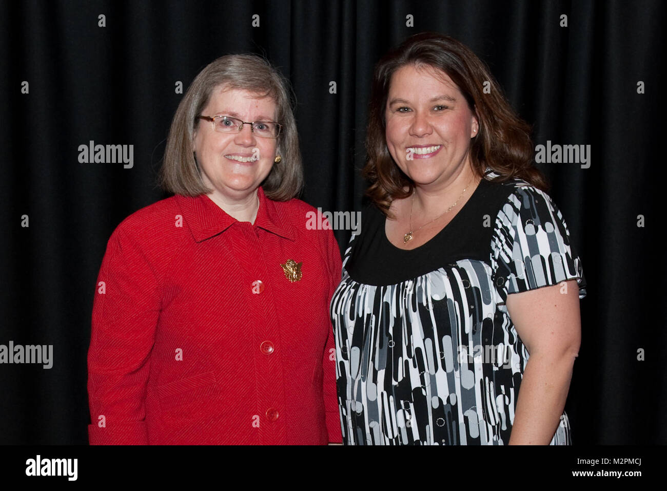 Photo with Holly Petraeus 041 by Oklahoma National Guard Stock Photo ...