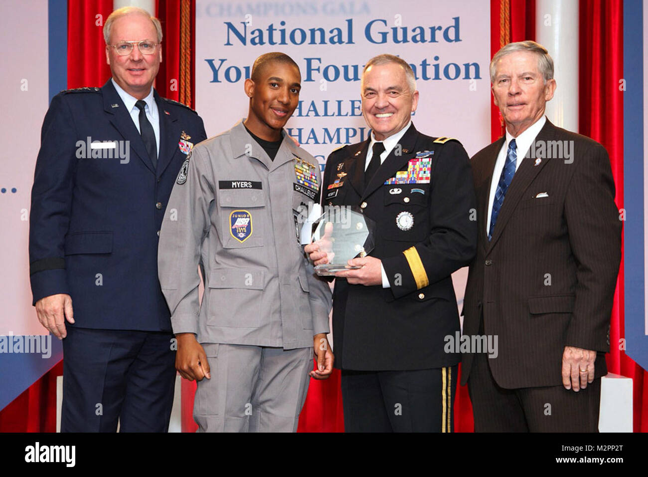 Major General William T. Nesbitt receives 2011 u201cChalleNGe Champion ...